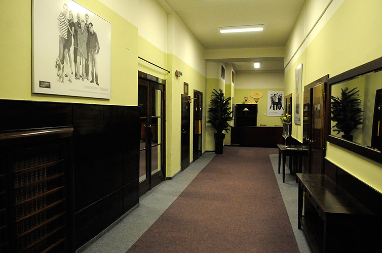 Divadlo Palace ve fotogalerii