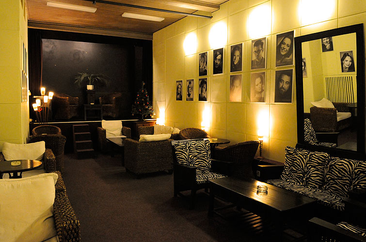 Divadlo Palace ve fotogalerii