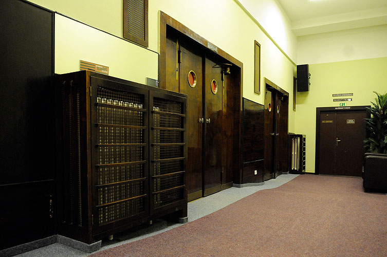 Divadlo Palace ve fotogalerii